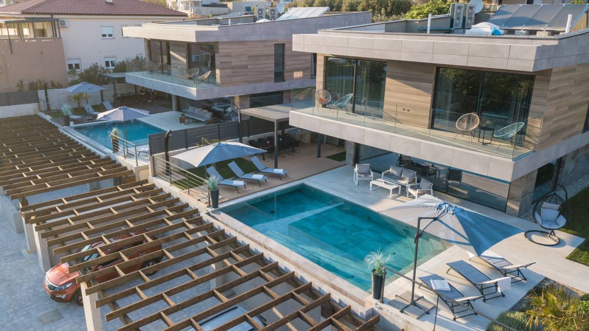 280 M² Ferienhaus ∙ 4 Schlafzimmer ∙ 8 Gäste - Baška