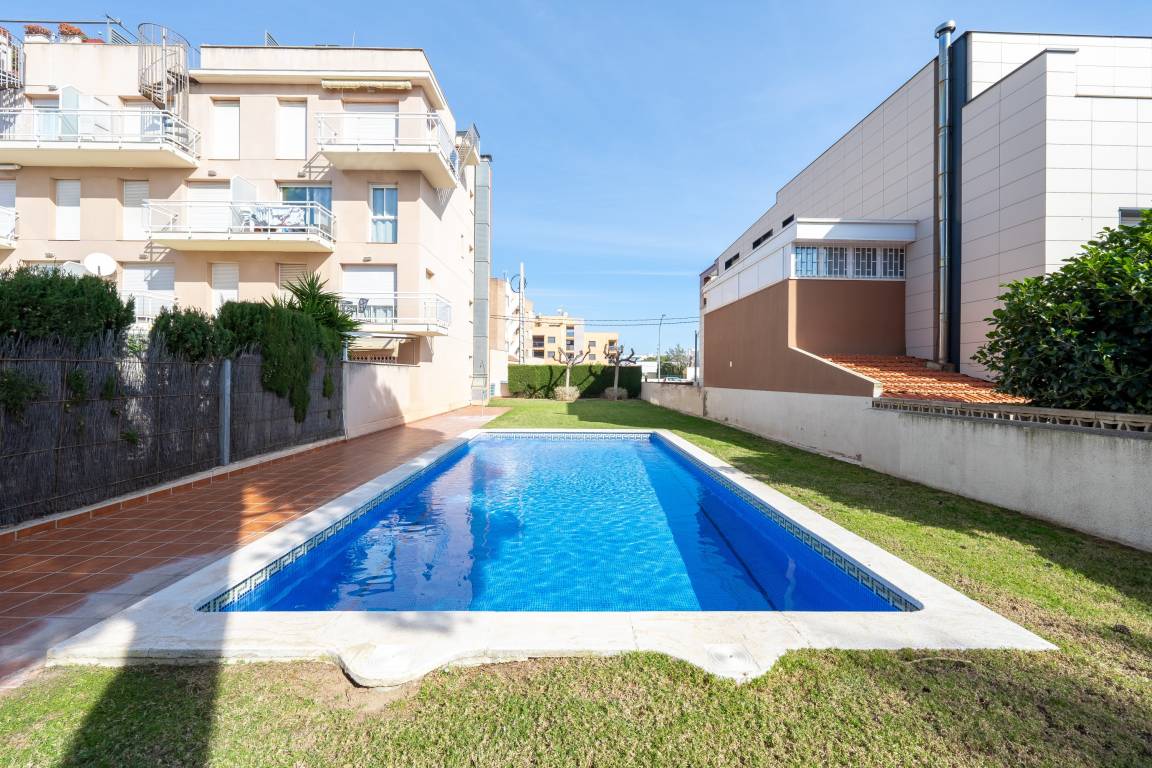 87 M² Apartment ∙ 2 Bedrooms ∙ 4 Guests - Miami Platja