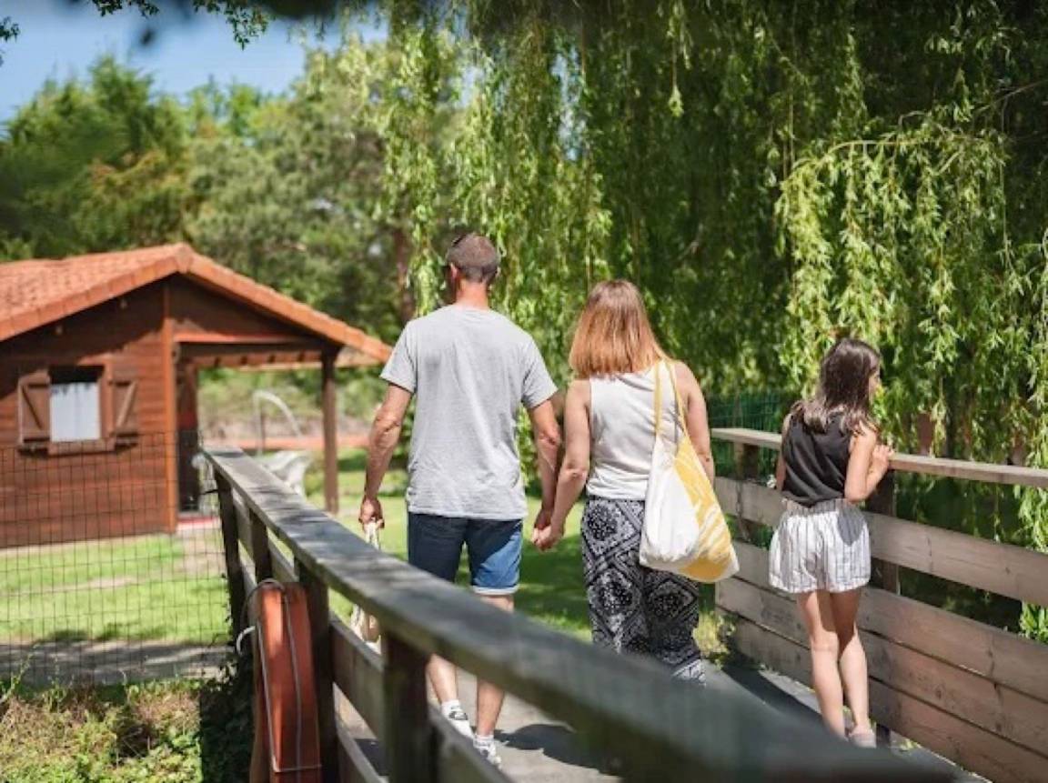 32 M² Camping ∙ 2 Chambres ∙ 6 Personnes - Machecoul