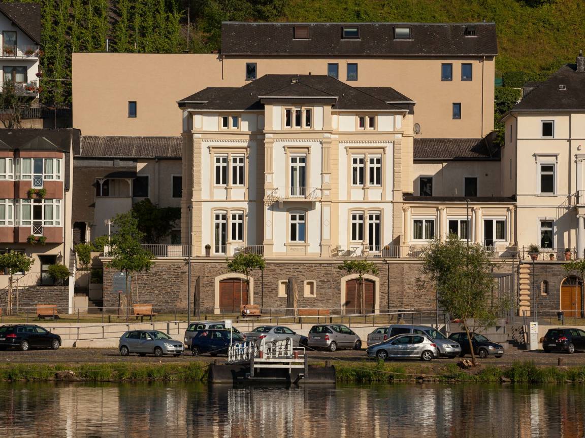 69 M² Apartament ∙ 2 Sypialnie ∙ 3 Gości - Bernkastel-Kues