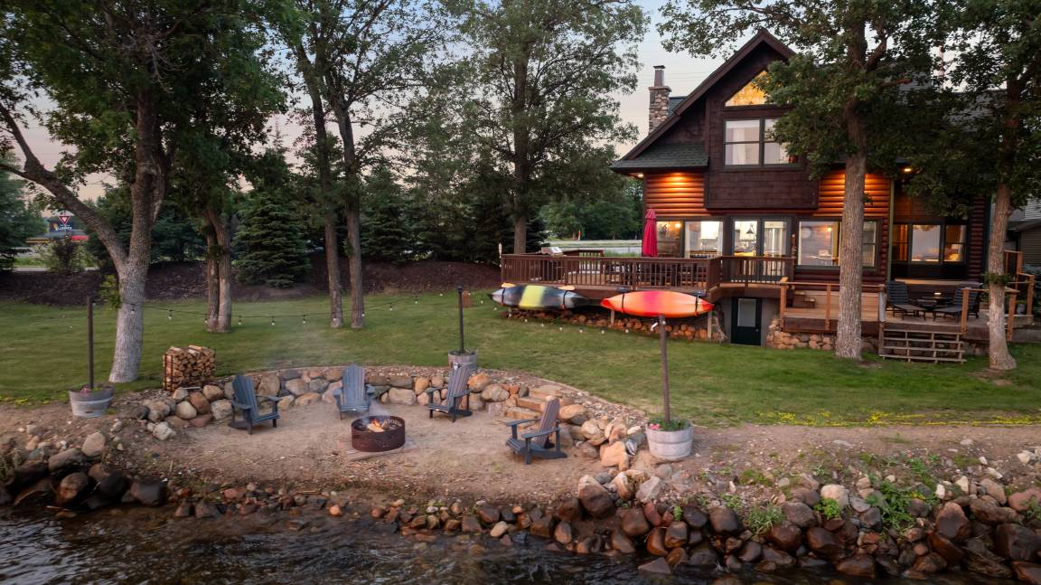 259 M² Cabin ∙ 5 Bedrooms ∙ 12 Guests - Minnesota