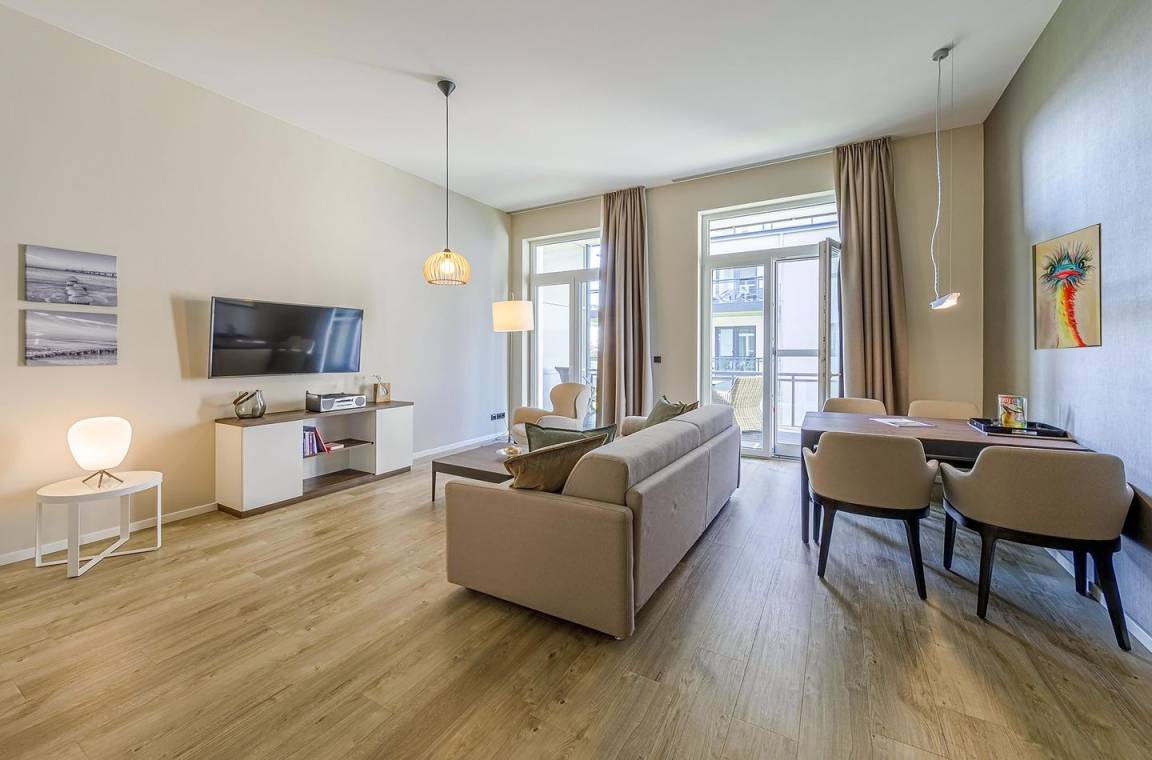59 M² Ferienwohnung ∙ 1 Schlafzimmer ∙ 2 Gäste - Wustrow