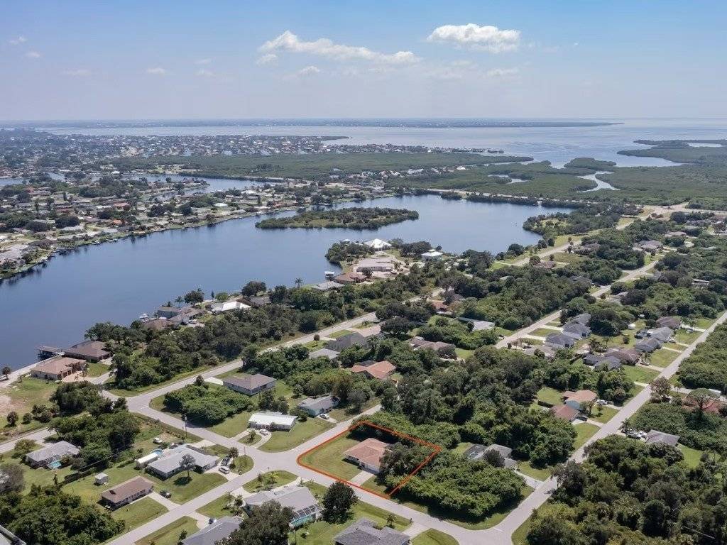 180 M² Casa ∙ 4 Habitaciones ∙ 6 Huéspedes - North Port, FL