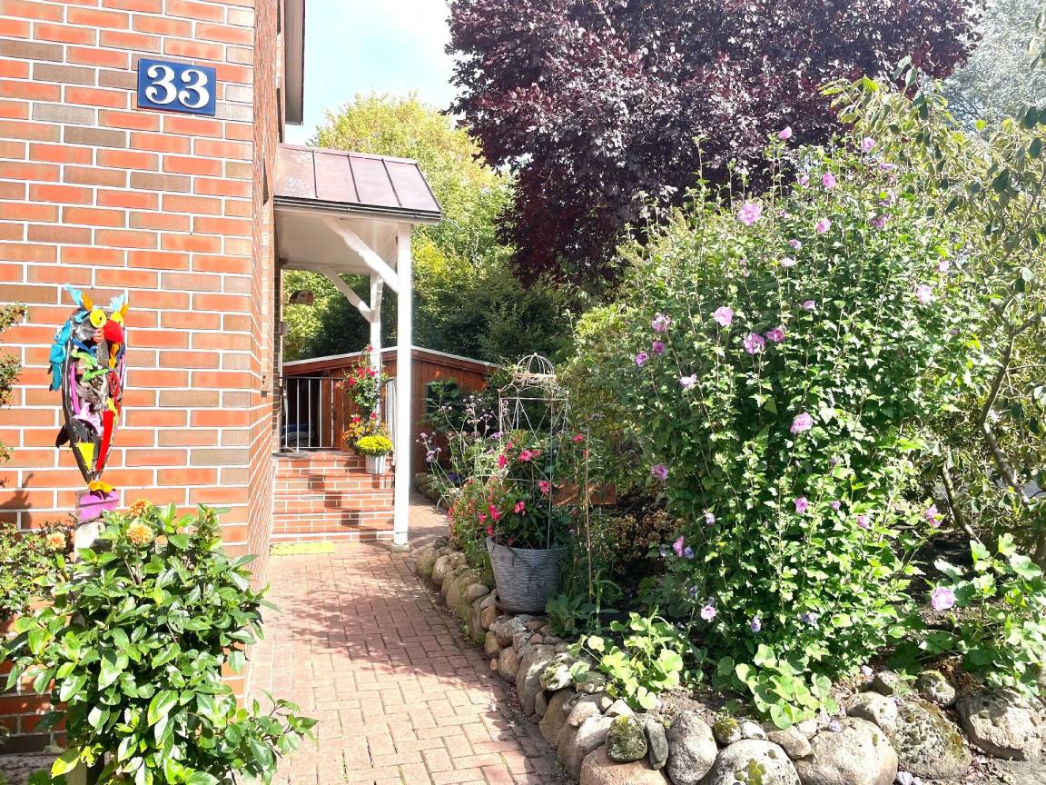 80 M² Apartment ∙ 2 Bedrooms ∙ 4 Guests - Oldenburg