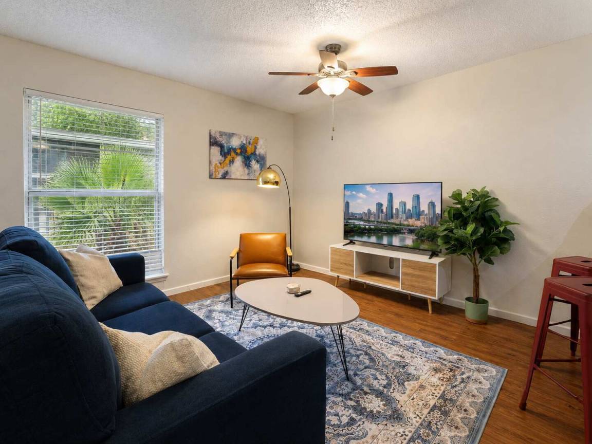 64 M² Apartment ∙ 1 Bedroom ∙ 4 Guests - Austin, TX