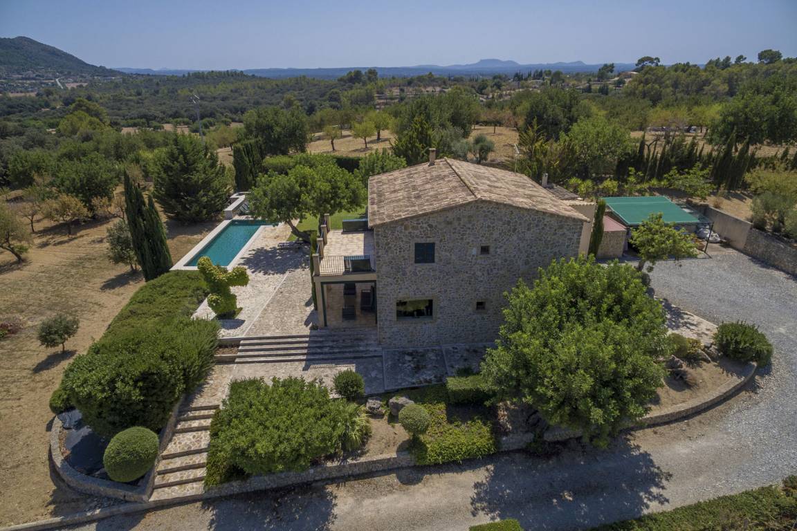 240 M² House ∙ 4 Bedrooms ∙ 8 Guests - Inca