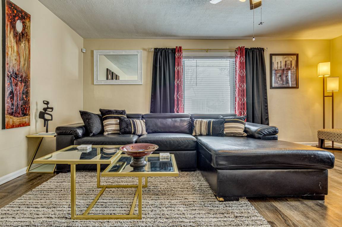 83 M² House ∙ 1 Bedroom ∙ 2 Guests - Traders Point, IN