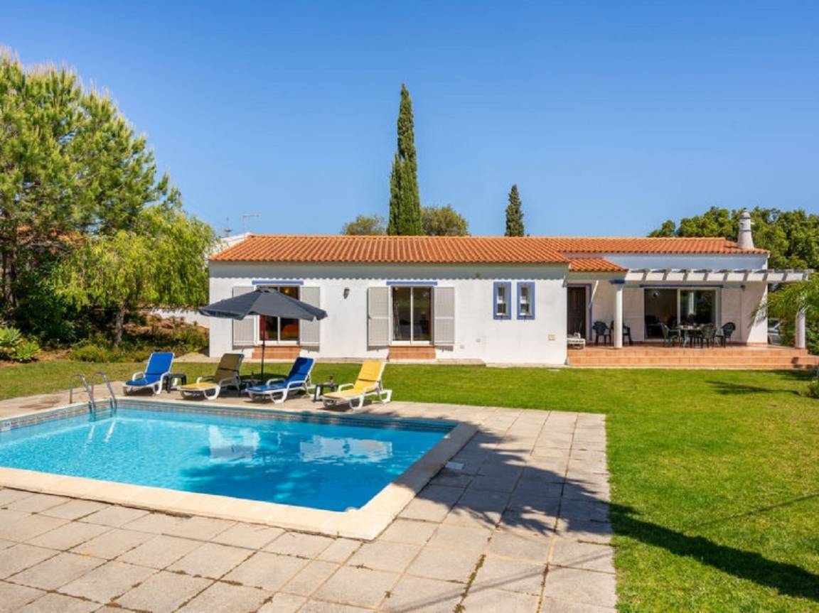 145 M² Villa ∙ 3 Bedrooms ∙ 6 Guests - Porches