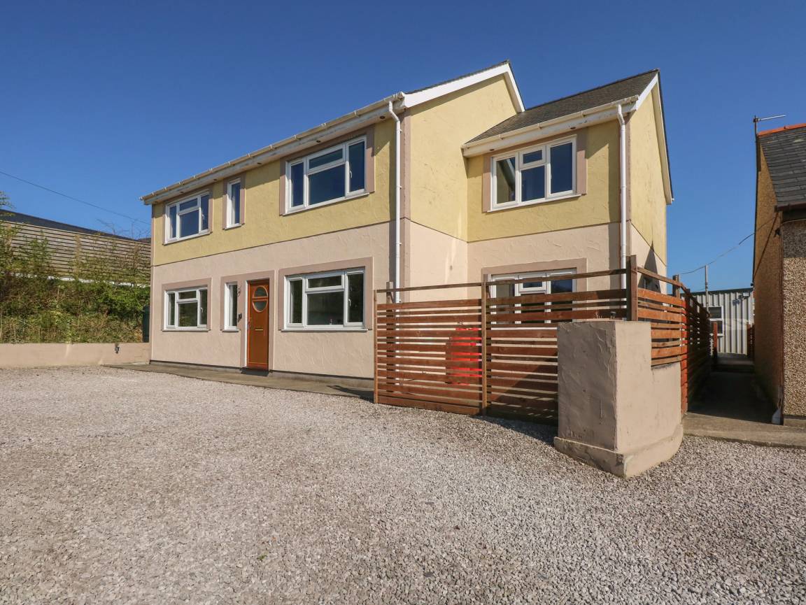 Cottage ∙ 7 Bedrooms ∙ 12 Guests - Aberdaron