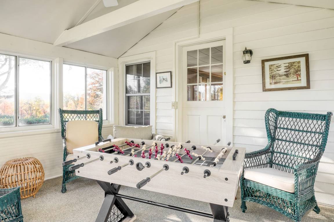 239 M² House ∙ 5 Bedrooms ∙ 10 Guests - Lake Buel, MA