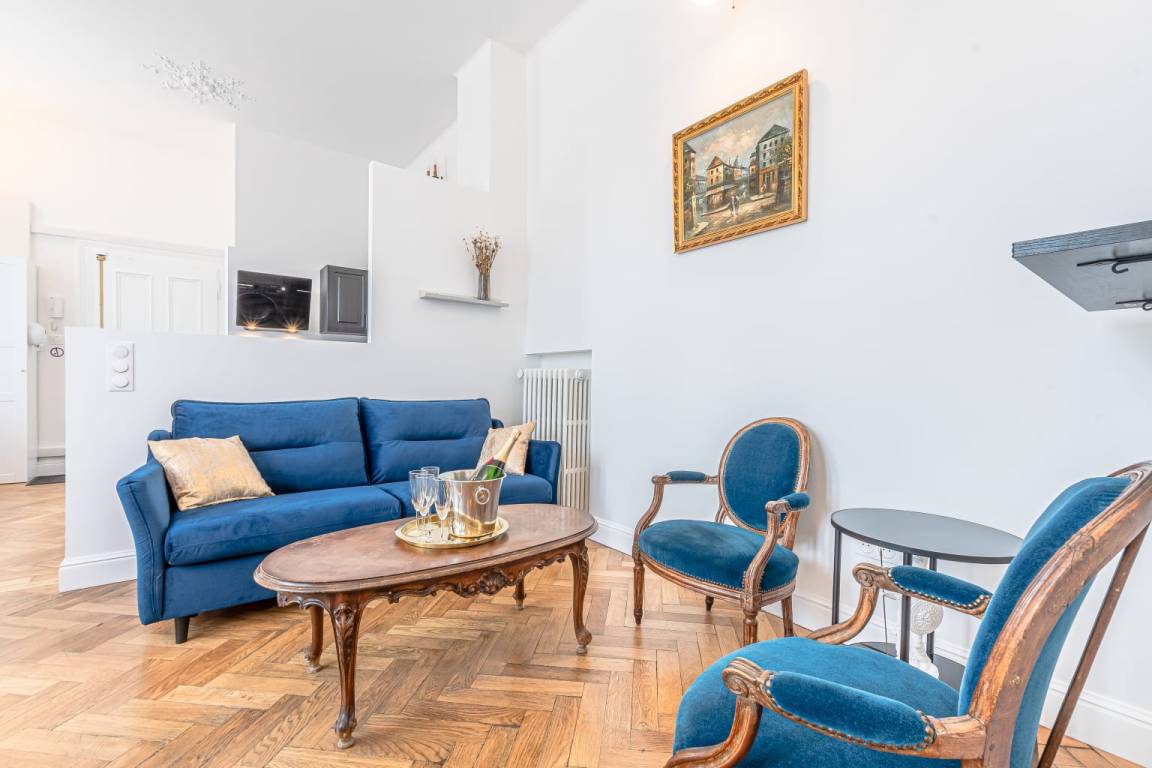52 M² Ferienwohnung ∙ 1 Schlafzimmer ∙ 4 Gäste - Metz