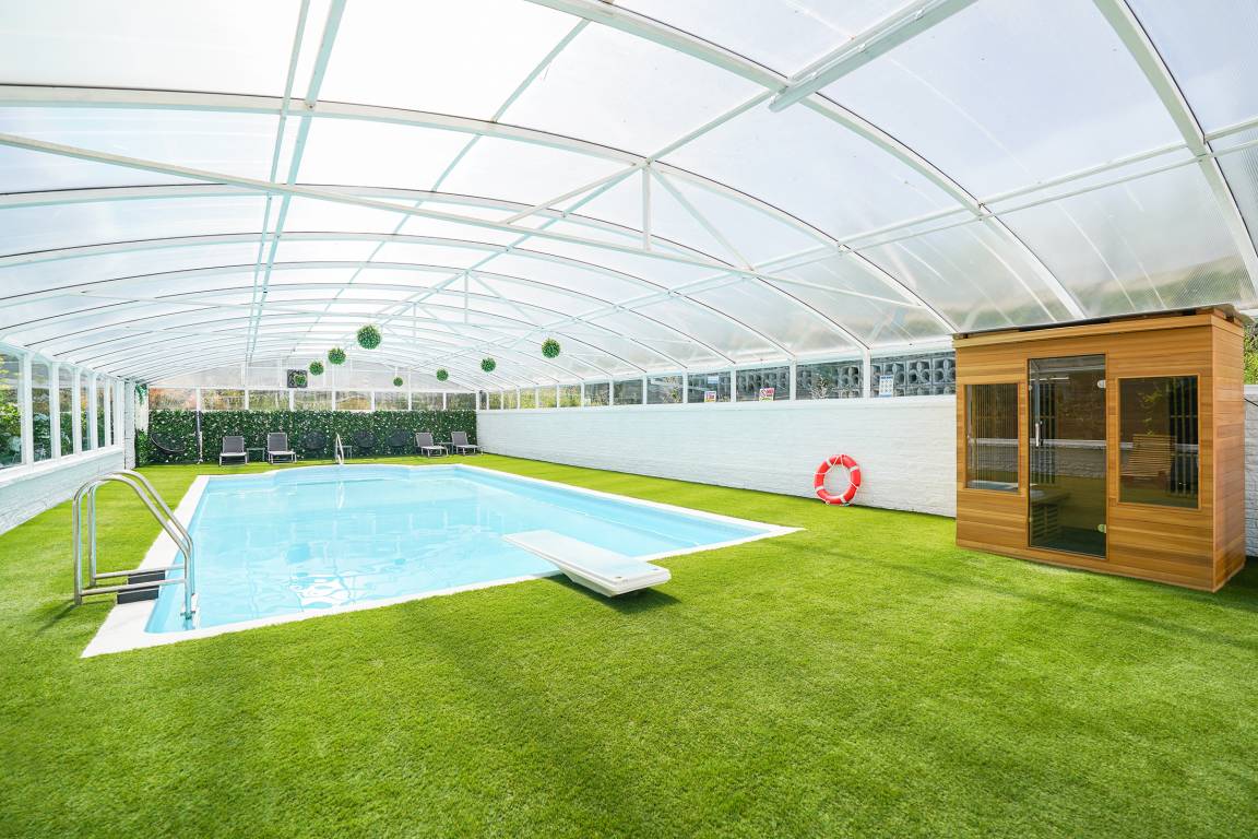 House ∙ 6 Bedrooms ∙ 22 Guests - Rotherham, UK