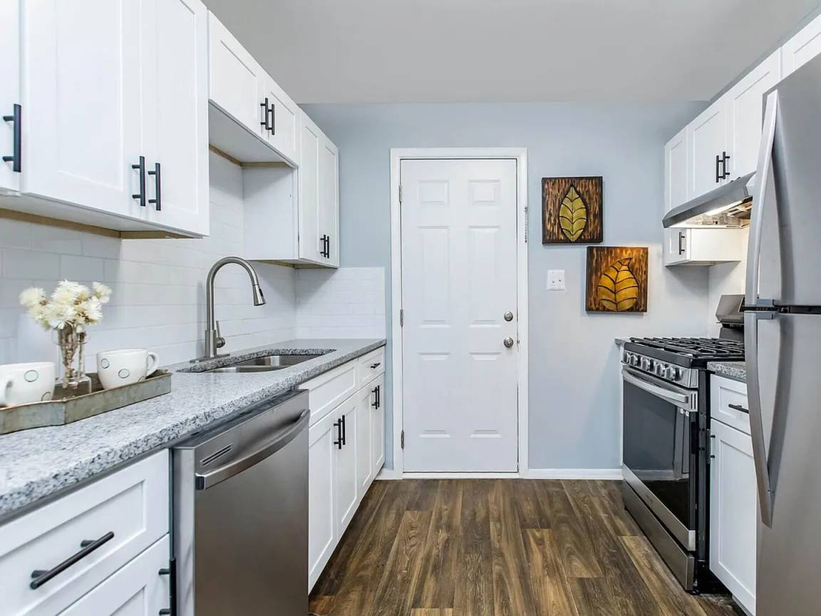 90 M² Ferienwohnung ∙ 2 Schlafzimmer ∙ 4 Gäste - Riverdale, GA