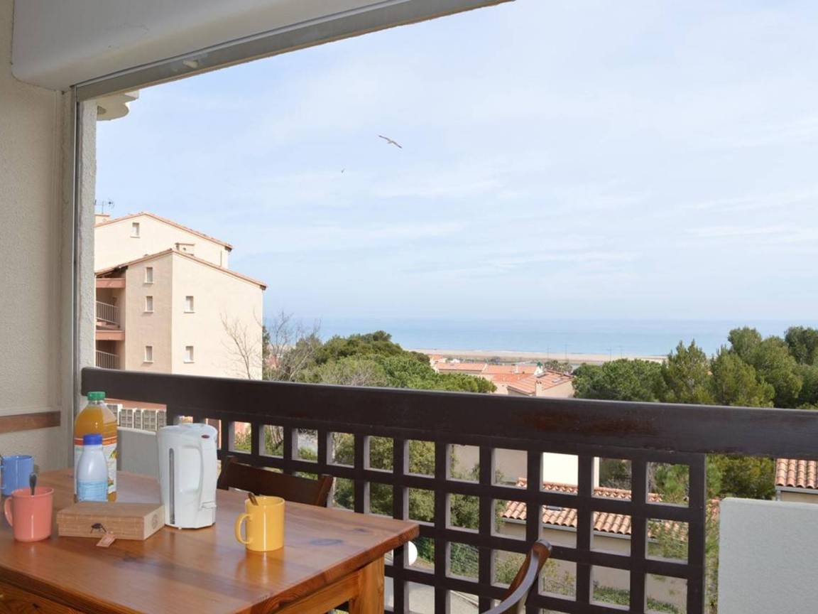 30 M² Studio Flat ∙ 1 Bedroom ∙ 5 Guests - Saint-Pierre-la-Mer