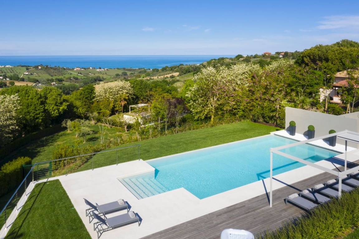 Villa Vacanza ∙ 6 Camere Da Letto ∙ 14 Ospiti - Porto Sant'Elpidio