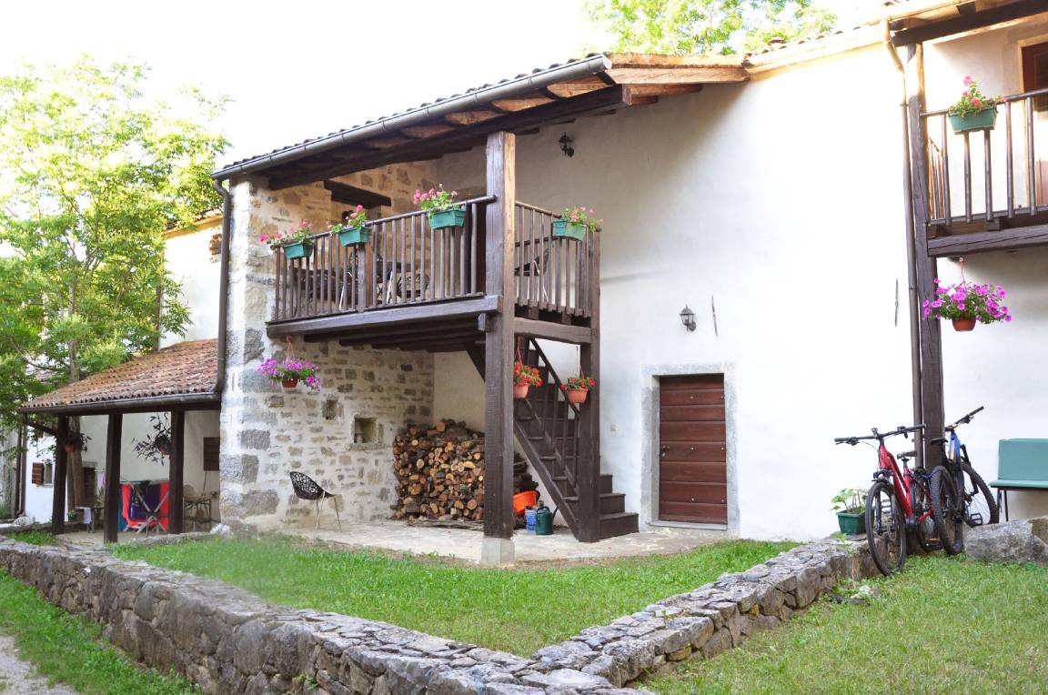 60 M² House ∙ 2 Bedrooms ∙ 4 Guests - Buzet