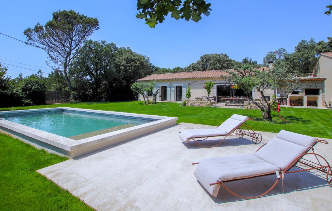 120 M² Maison De Vacances ∙ 3 Chambres ∙ 6 Personnes - Pernes-les-Fontaines