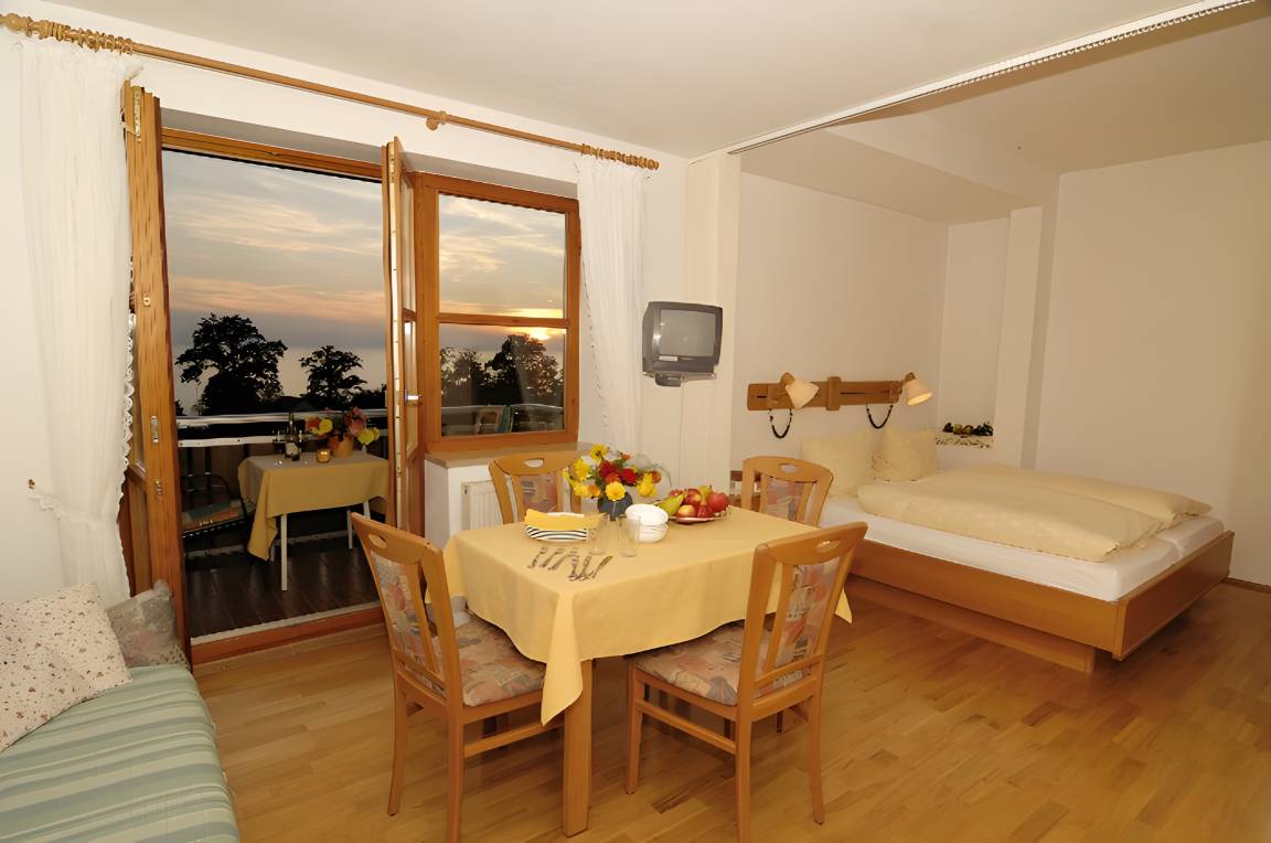 30 M² Ferienwohnung ∙ 1 Schlafzimmer ∙ 2 Gäste - Wasserburg (Bodensee)