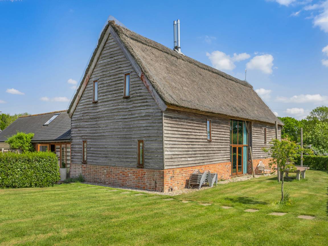 Cottage ∙ 5 Bedrooms ∙ 10 Guests - Cambridgeshire