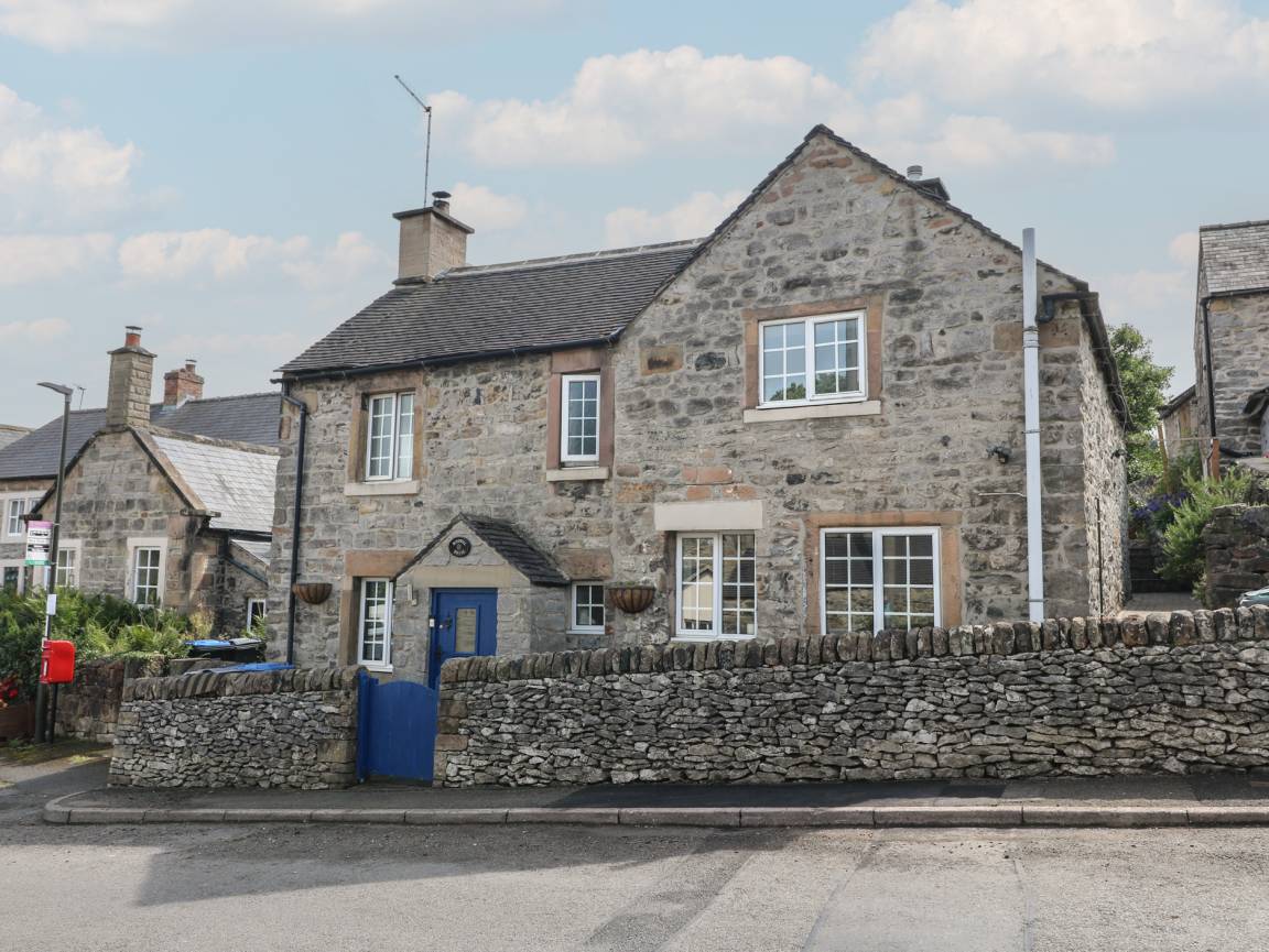 Cottage ∙ 4 Bedrooms ∙ 7 Guests - Wirksworth
