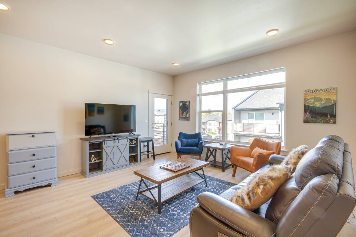 127 M² Apartment ∙ 3 Bedrooms ∙ 6 Guests - Livingston, MT