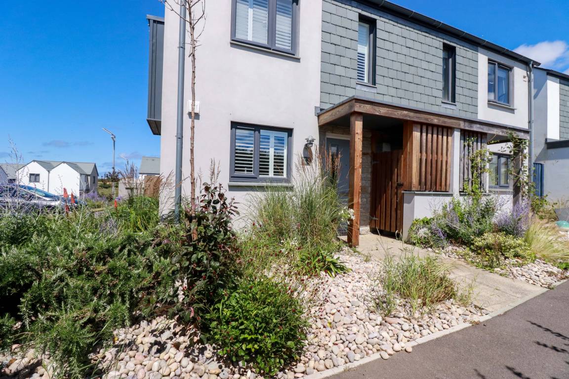 Cottage ∙ 2 Bedrooms ∙ 4 Guests - Fistral Beach
