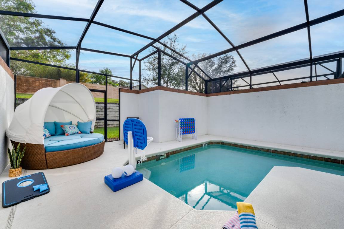 176 M² Apartment ∙ 4 Bedrooms ∙ 10 Guests - Davenport, FL