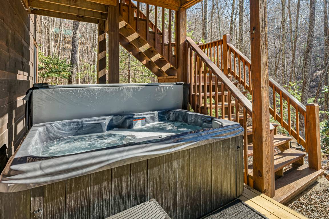 201 M² Cabin ∙ 4 Bedrooms ∙ 9 Guests - Blue Ridge, GA