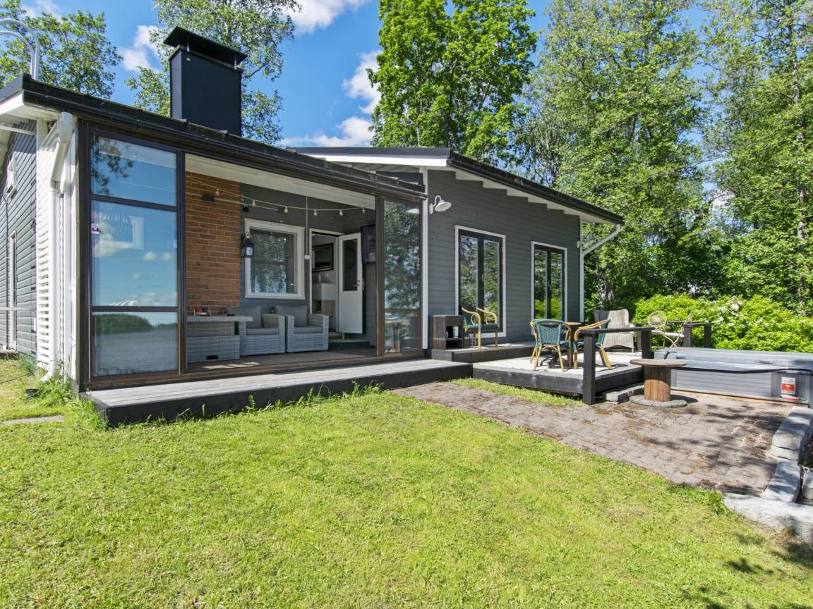 75 M² Ferienhaus ∙ 2 Schlafzimmer ∙ 5 Gäste - Valkeakoski