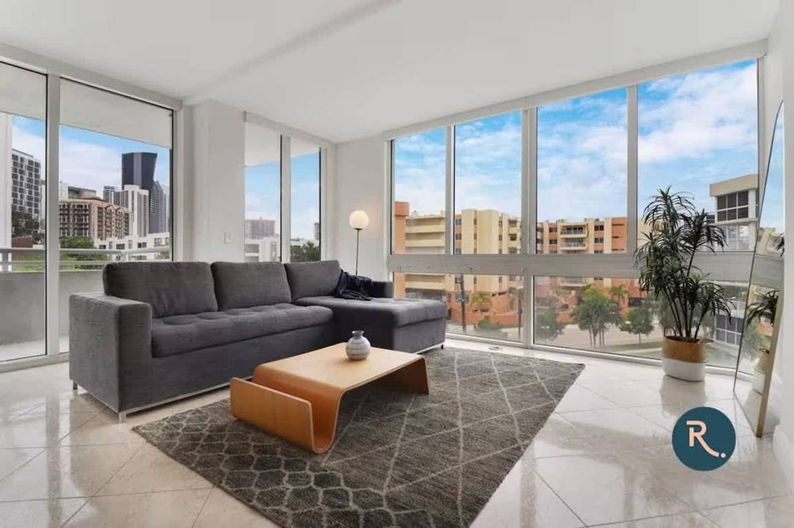 Apartament ∙ 2 Sypialnie ∙ 6 Gości - Sunny Isles Beach