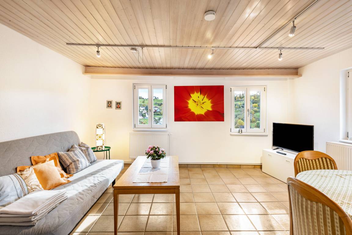 65 M² Ferienwohnung ∙ 1 Schlafzimmer ∙ 2 Gäste - Altensteig