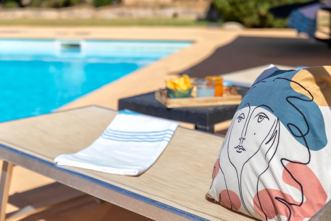 300 M² Villa ∙ 4 Bedrooms ∙ 8 Guests - Alghero