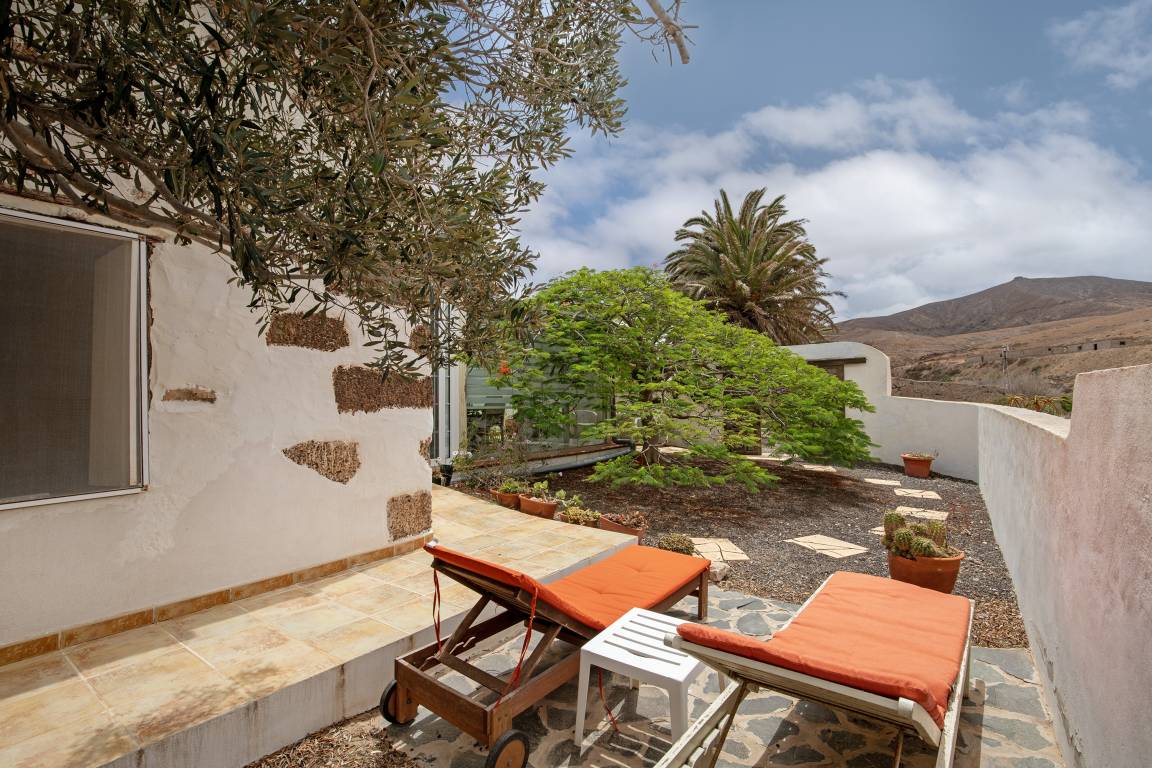 100 M² Apartment ∙ 2 Bedrooms ∙ 4 Guests - Antigua