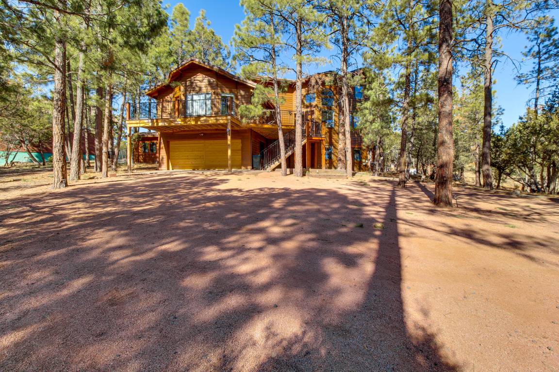 283 M² Ferienhaus ∙ 4 Schlafzimmer ∙ 18 Gäste - Arizona