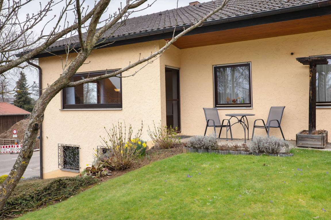 65 M² Ferienwohnung ∙ 1 Schlafzimmer ∙ 4 Gäste - Heubach