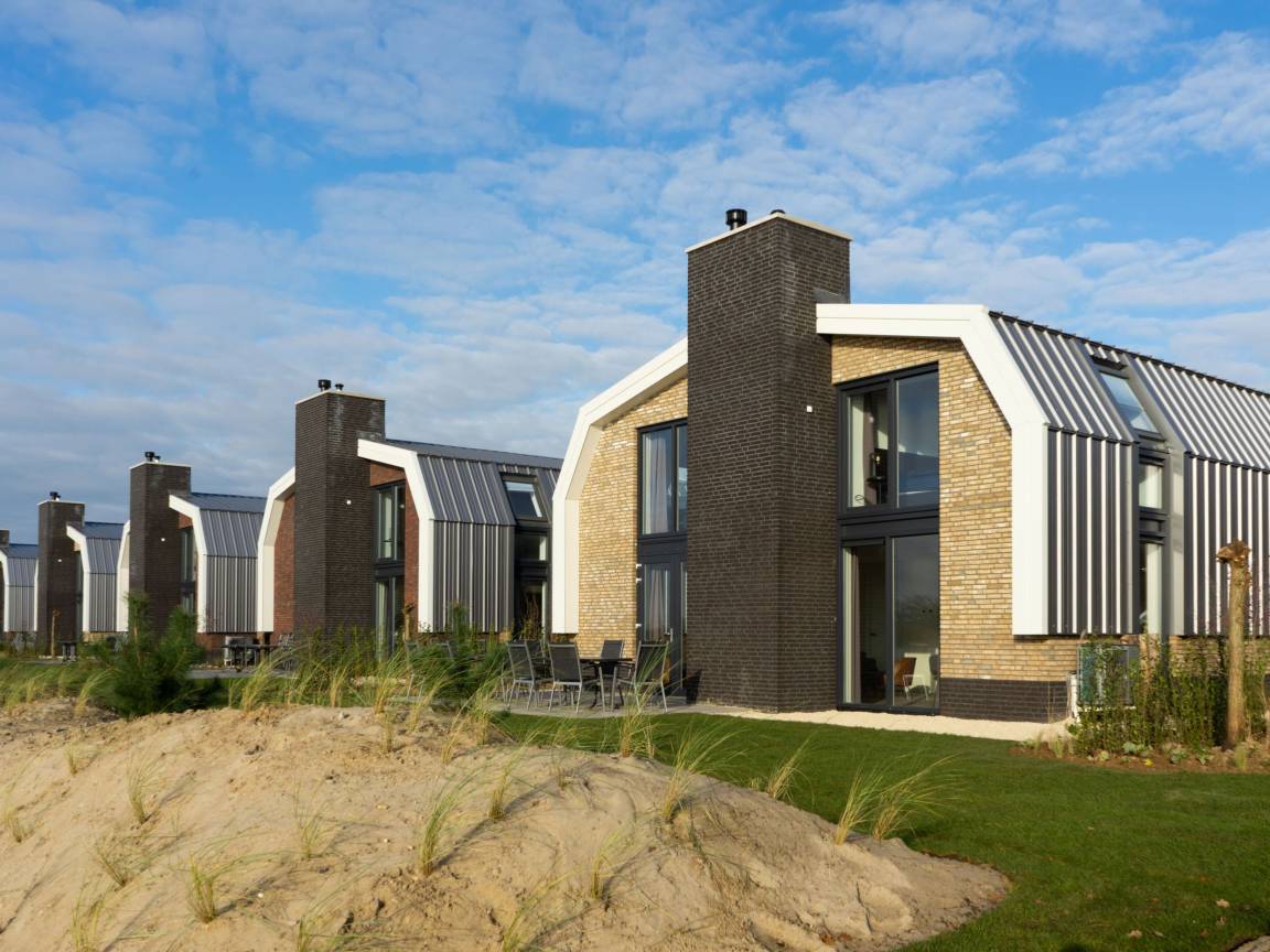 130 M² House ∙ 1 Bedroom ∙ 12 Guests - Nijmegen