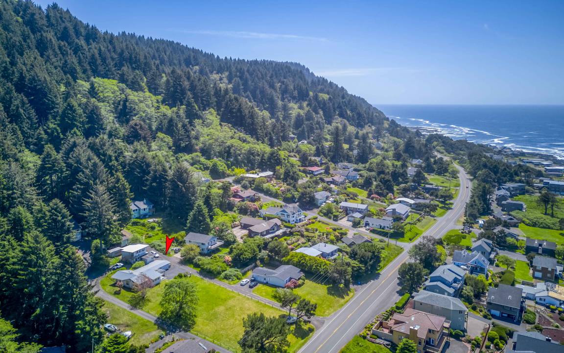 164 M² House ∙ 2 Bedrooms ∙ 6 Guests - Yachats, OR