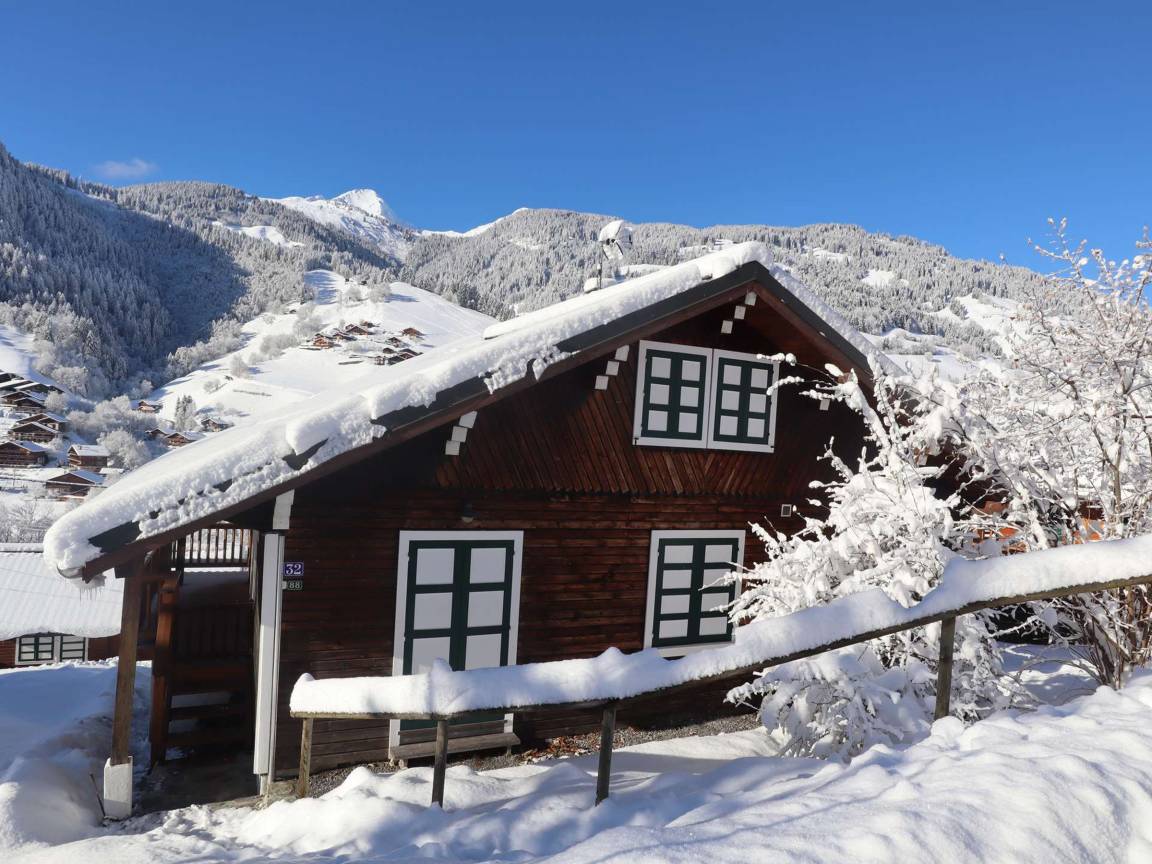 100 M² Chalet ∙ 4 Slaapkamers ∙ 9 Gasten - Arêches Beaufort