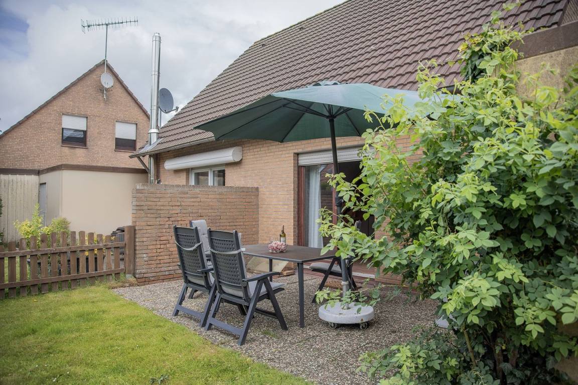 65 M² Ferienhaus ∙ 2 Schlafzimmer ∙ 4 Gäste - Carolinensiel