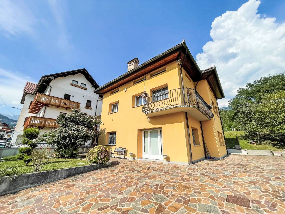 72 M² Appartamento Vacanza ∙ 2 Camere Da Letto ∙ 4 Ospiti - Ravascletto