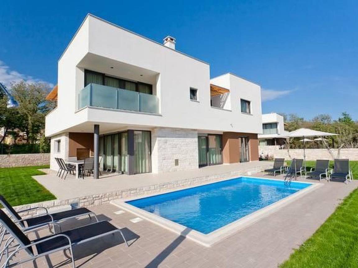 200 M² House ∙ 4 Bedrooms ∙ 8 Guests - Novigrad