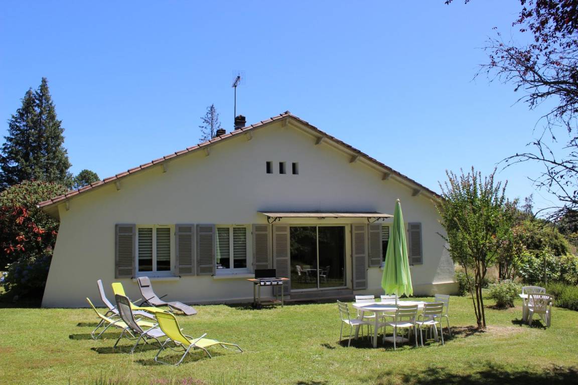 72 M² Gîte ∙ 2 Chambres ∙ 6 Personnes - Chancelade