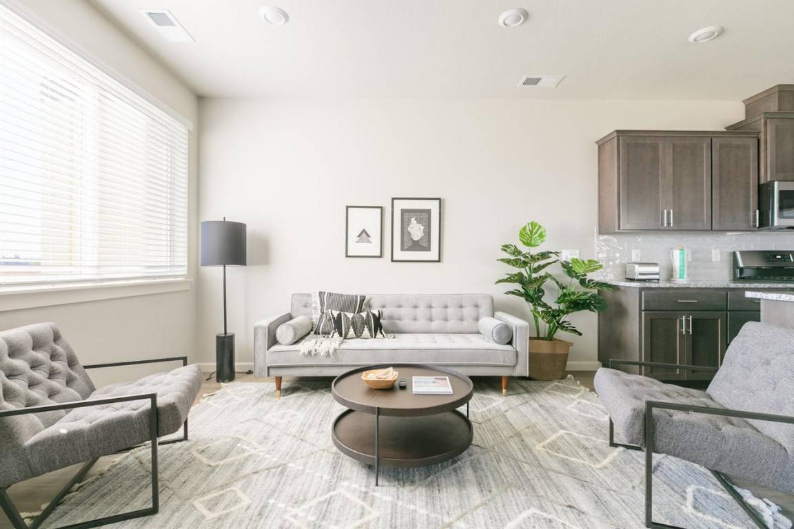 150 M² House ∙ 3 Bedrooms ∙ 6 Guests - Beaverton, OR