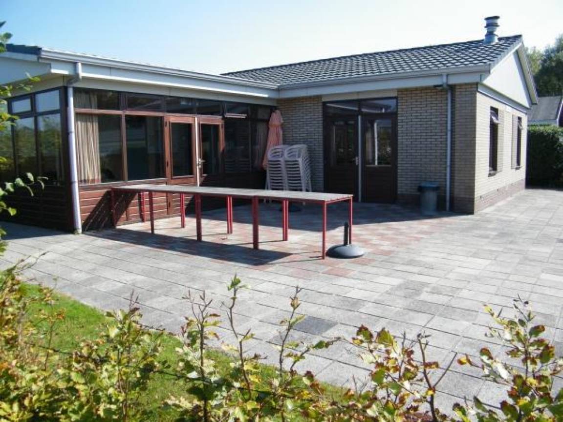 234 M² Ferienhaus ∙ 4 Schlafzimmer ∙ 16 Gäste - Renesse