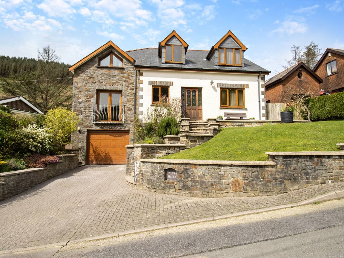Cottage ∙ 5 Bedrooms ∙ 8 Guests - Penrhyndeudraeth