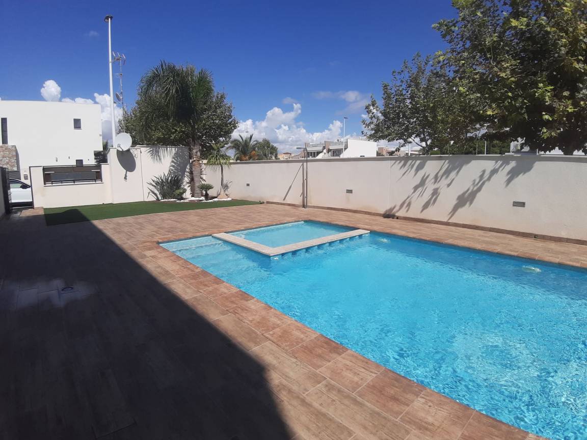 85 M² Apartamento ∙ 3 Habitaciones ∙ 6 Huéspedes - San Pedro del Pinatar