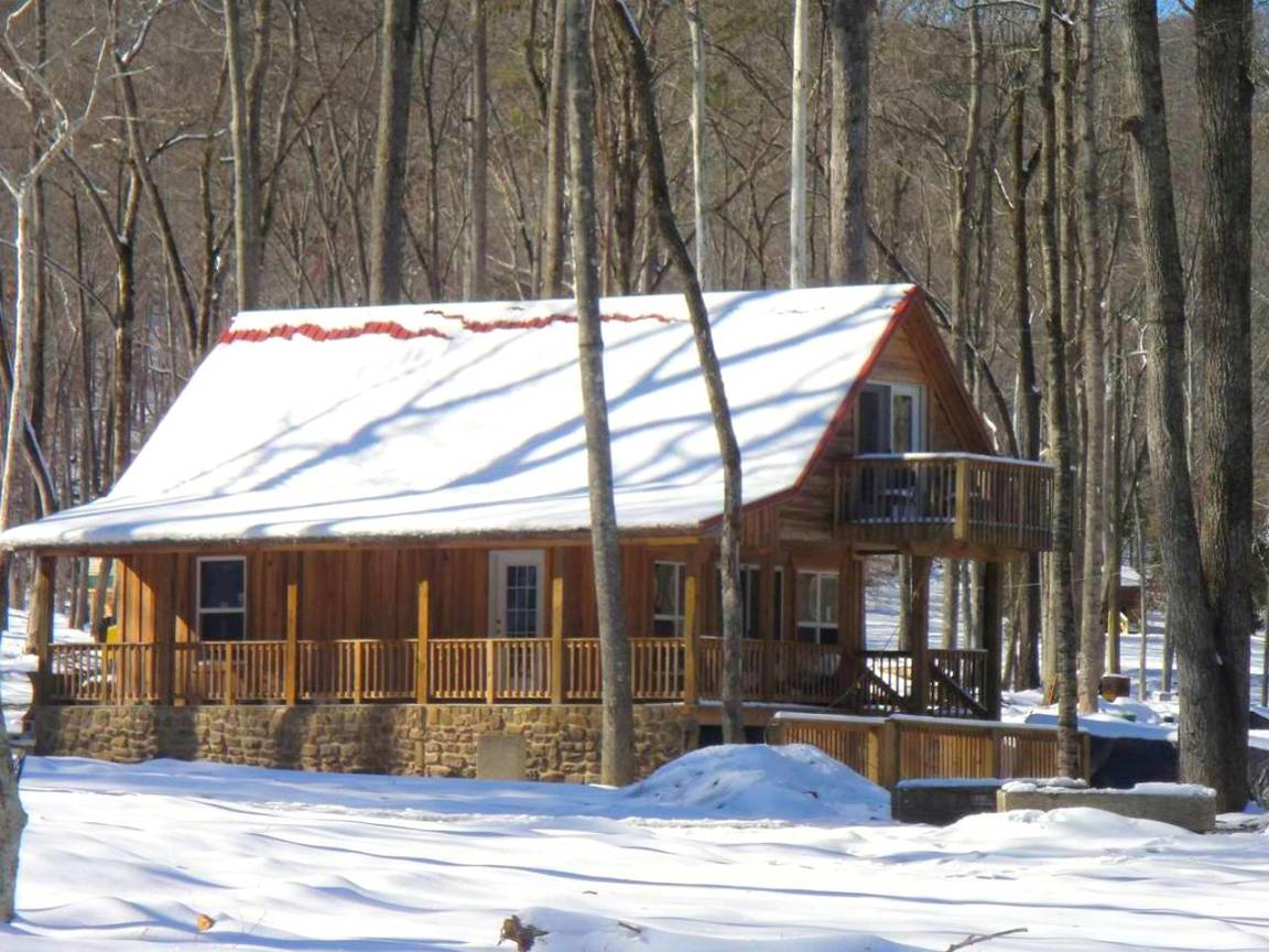 House ∙ 1 Bedroom ∙ 5 Guests - Cedar Lake, Union Grove