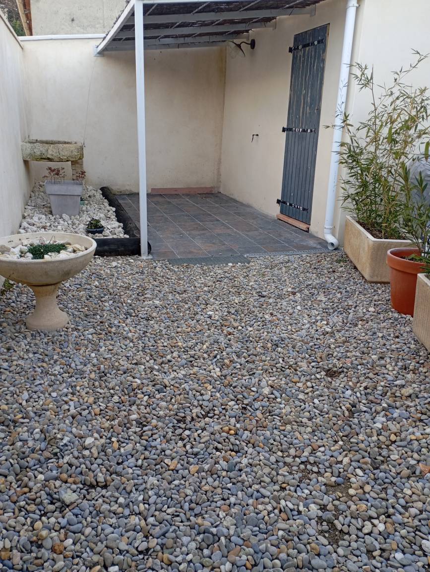 20 M² Studio Flat ∙ 2 Guests - Carpentras