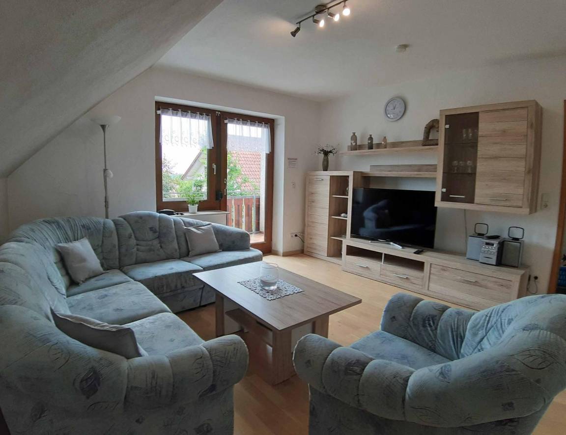 58 M² Ferienwohnung ∙ 1 Schlafzimmer ∙ 3 Gäste - Bad Staffelstein
