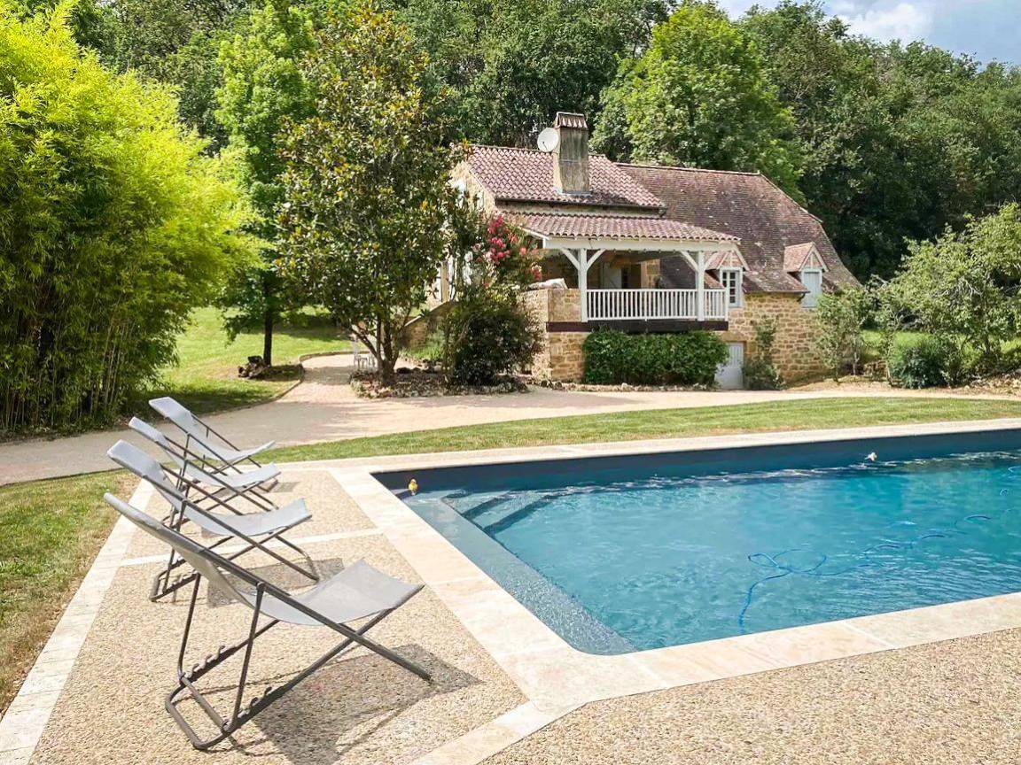 120 M² Gîte ∙ 3 Chambres ∙ 6 Personnes - Bretenoux